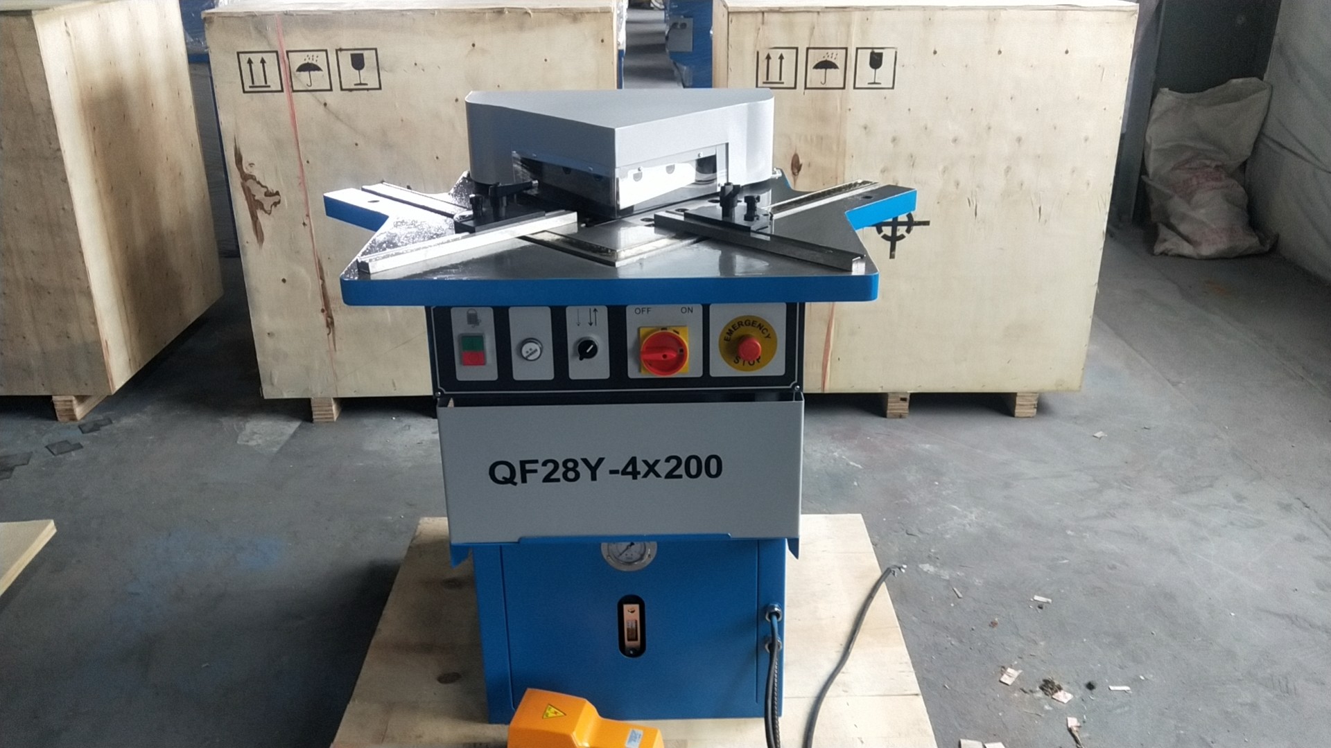 Fixed Angle Hydraulic Square Tube Right Angle Notching Machine Bar ...